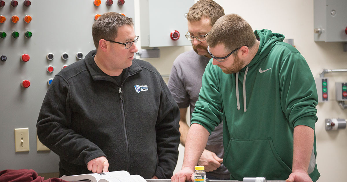 Apprenticeship Students Get Started | Madison College